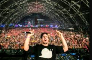 How to Hire SNAILS - Booking Electronic Music - Corporate Event Booking ...